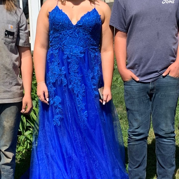 La Femme | Dresses | Beautiful Blue Prom Dress | Poshmark